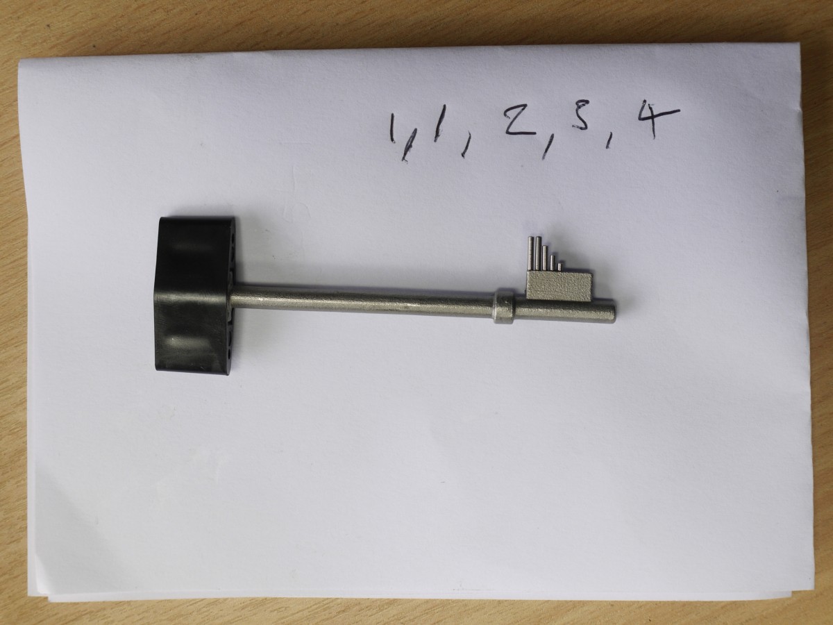 Identifying a Securefast Lock by Martin Pink
